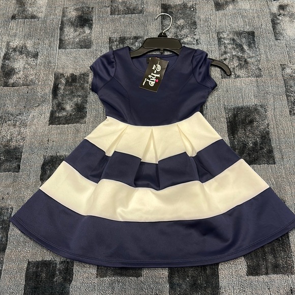 Dresses | Nwt Girls Size 5 White And Navy Dress New | Poshmark